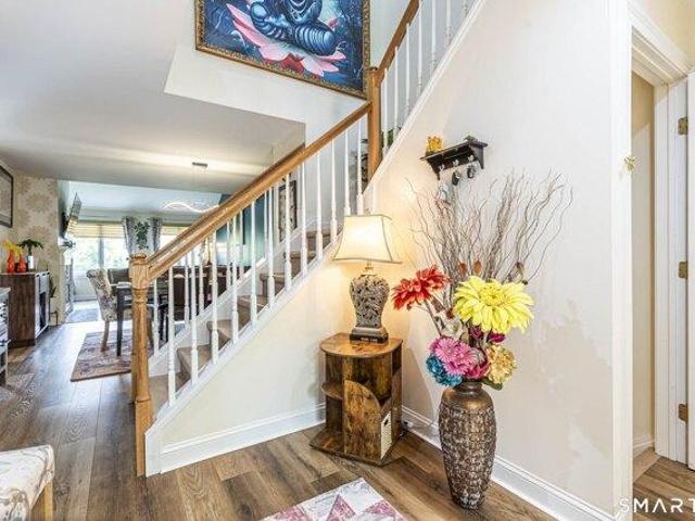 house with 3 bedroom, Avon CT ES104116516