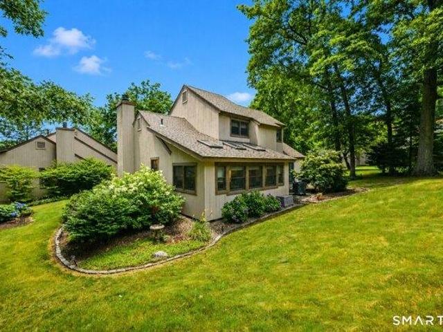 house with 3 bedroom, Avon CT ES104807939