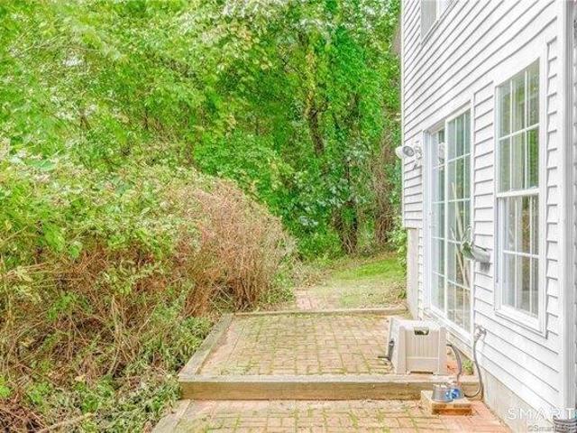 house with 3 bedroom, Avon CT ES105155913