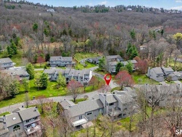 house with 3 bedroom, Avon CT ES103665562