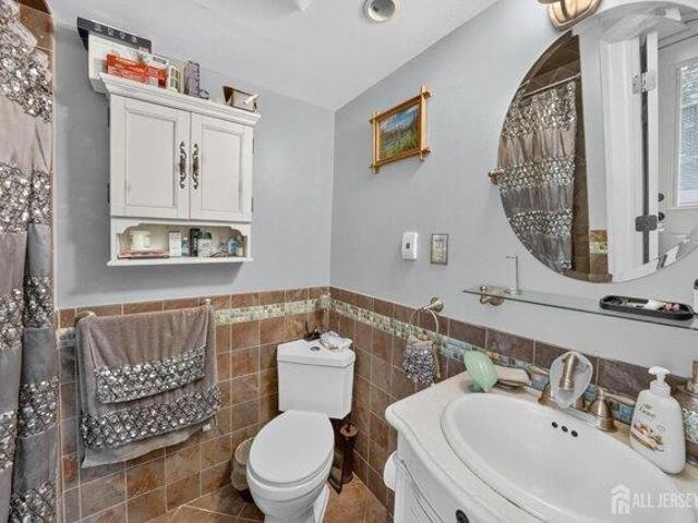 house with 3 bedroom, Avenel NJ ES104329553