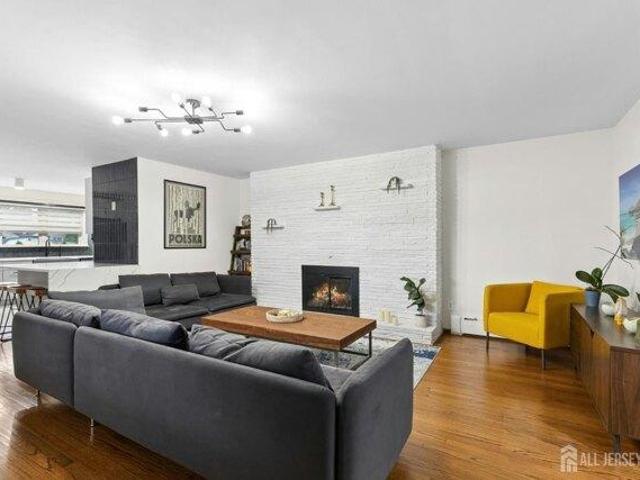house with 3 bedroom, Avenel NJ ES105159211