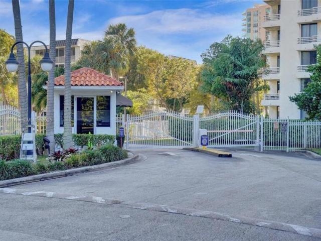 house with 3 bedroom, Aventura Fl FL DS102398790