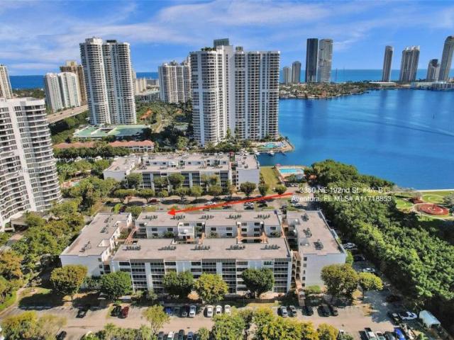 house with 3 bedroom, Aventura Fl FL DS102661312