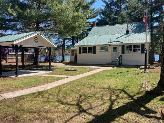 house with 3 bedroom, Ayer MA DLS102118929
