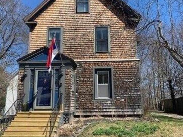 house with 3 bedroom, Bangor ME DLS103033561