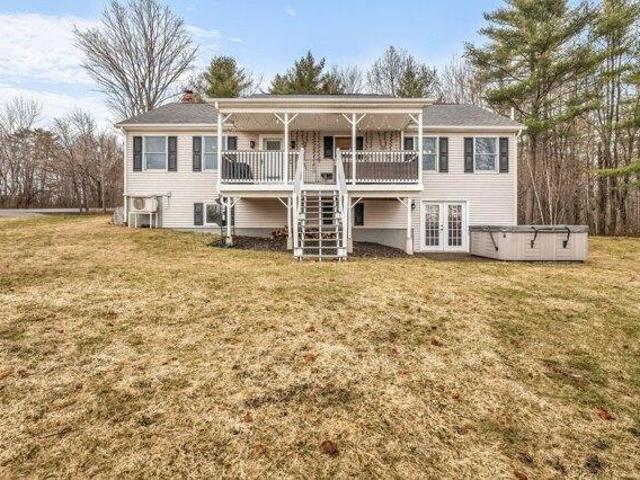 house with 3 bedroom, Bangor ME DS101799422