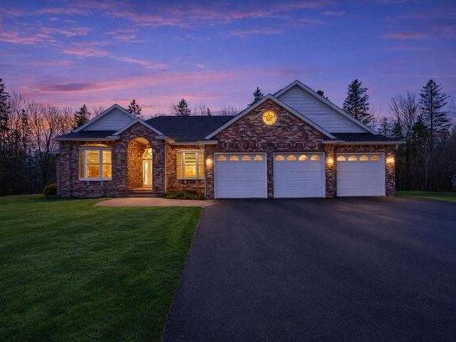 house with 3 bedroom, Bangor ME DS101799741