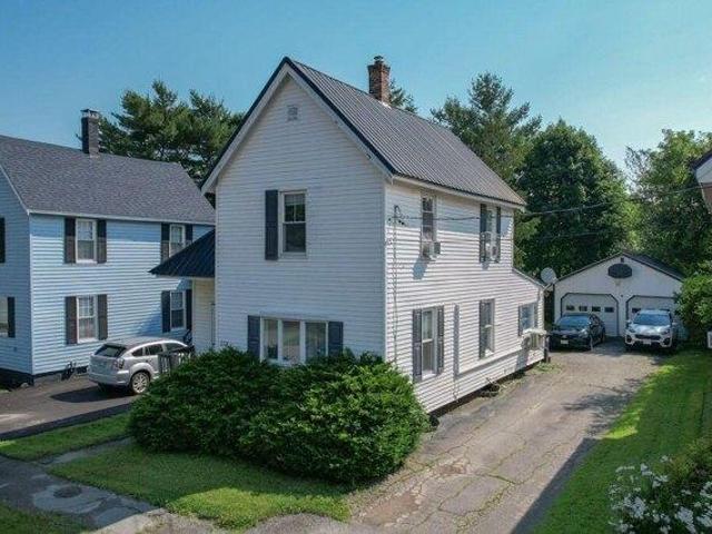 house with 3 bedroom, Bangor ME DS102345953