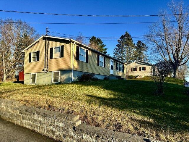 house with 3 bedroom, Bangor ME DS103247733