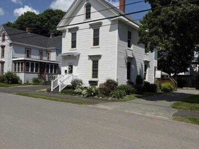 house with 3 bedroom, Bangor ME DS104234297