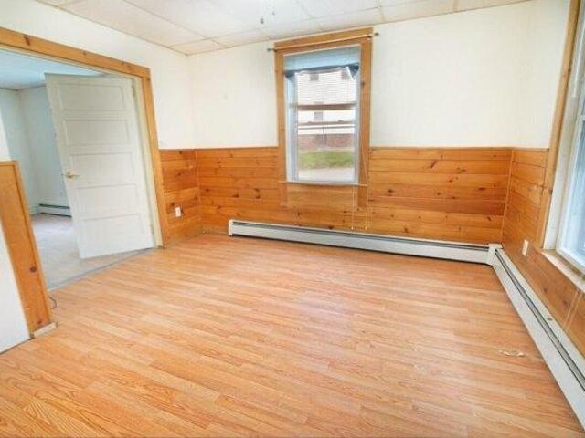 house with 3 bedroom, Bangor ME DS104295458