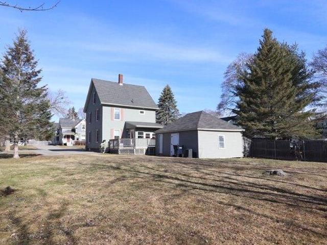house with 3 bedroom, Bangor ME ES103036540
