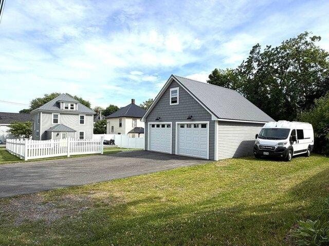 house with 3 bedroom, Bangor ME ES104406375
