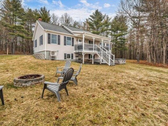 house with 3 bedroom, Bangor ME ES104481385