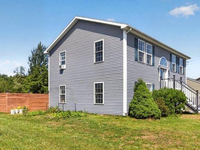 house with 3 bedroom, Bangor ME ES104604749