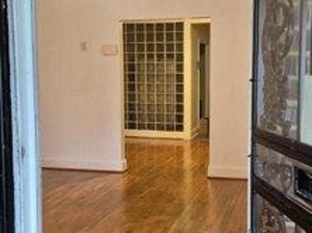 house with 3 bedroom, Baltimore MD ES103625086