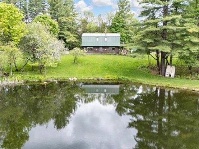house with 3 bedroom, Barton VT ES104835632