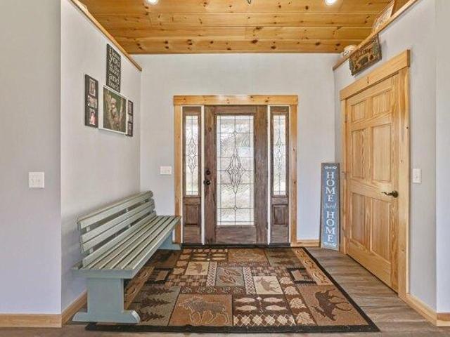 house with 3 bedroom, Barton VT ES105232327