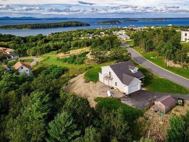 house with 3 bedroom, Bar Harbor ME ES104232477