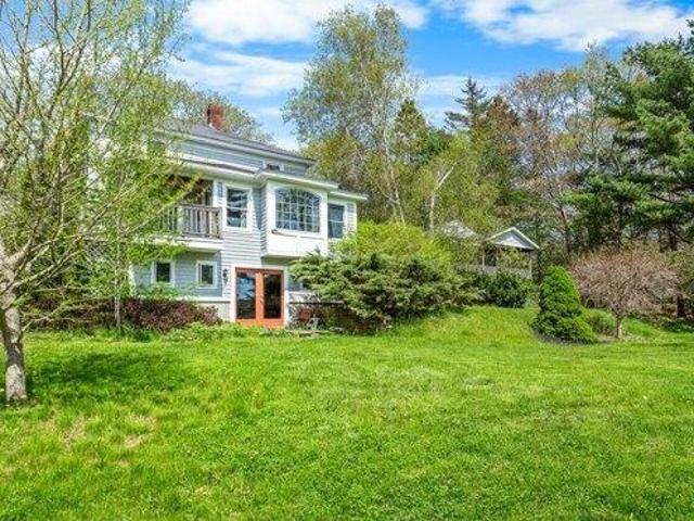 house with 3 bedroom, Bar Harbor ME ES104266231