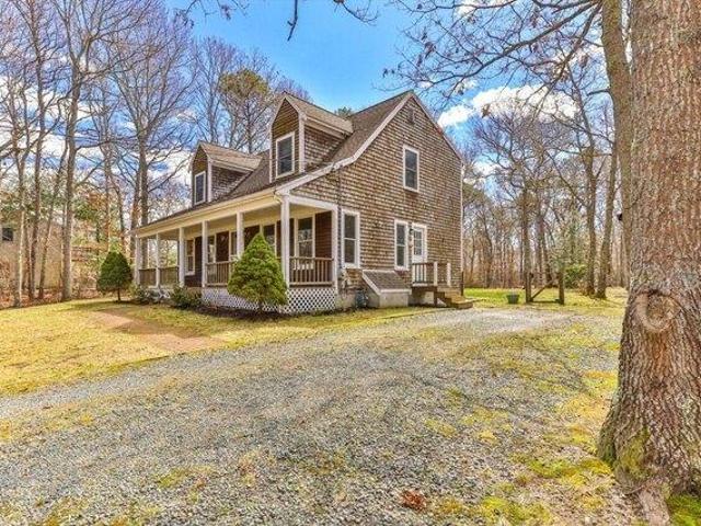 house with 3 bedroom, Barnstable MA DLS101604206