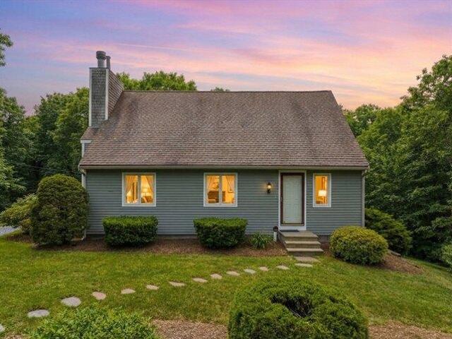 house with 3 bedroom, Barnstable MA DLS102317774