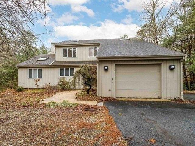 house with 3 bedroom, Barnstable MA DLS102670785