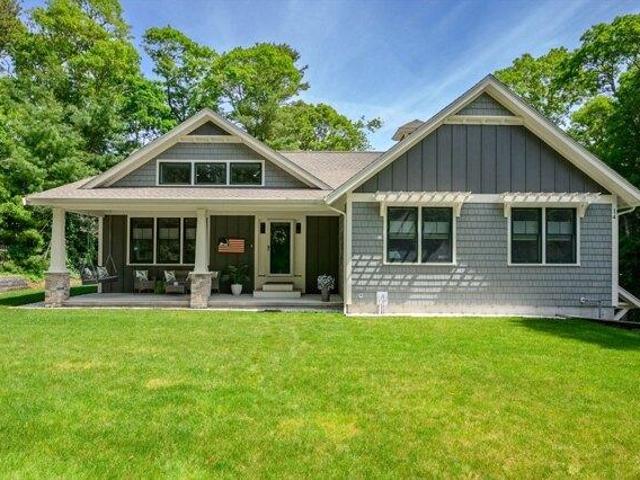 house with 3 bedroom, Barnstable MA DS104078301