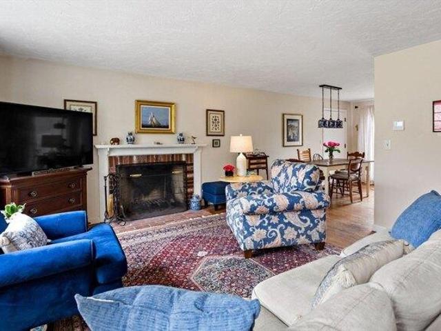 house with 3 bedroom, Barnstable MA DS104115270