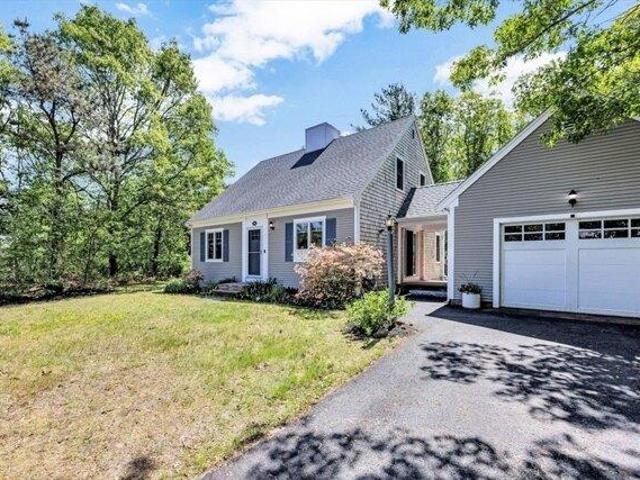house with 3 bedroom, Barnstable MA DS104116275