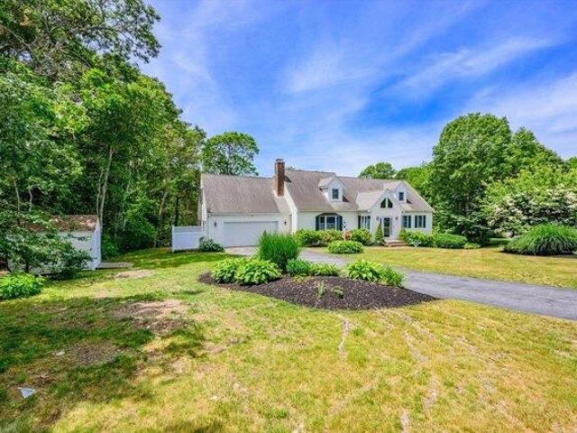 house with 3 bedroom, Barnstable MA DS104296481
