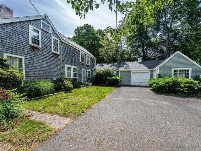 house with 3 bedroom, Barnstable MA DS104329276