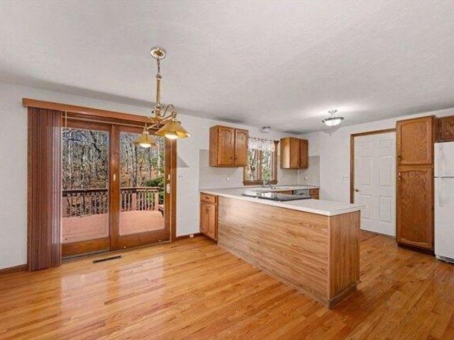 house with 3 bedroom, Barnstable MA DS102634716