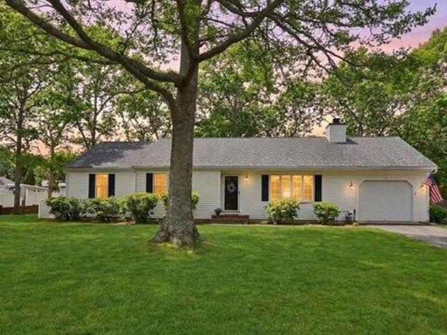 house with 3 bedroom, Barnstable MA DS102960067