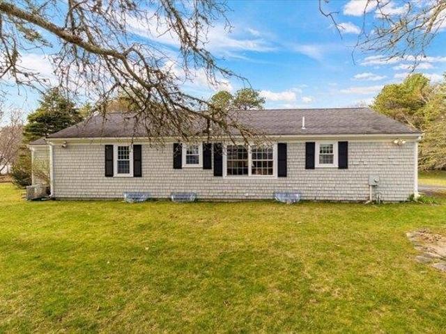 house with 3 bedroom, Barnstable MA DS103071757