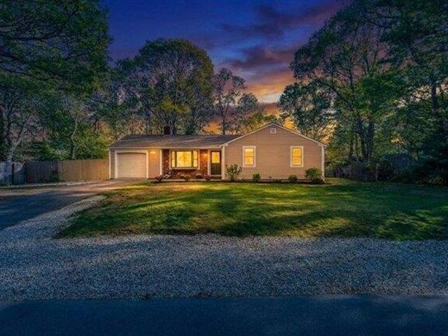 house with 3 bedroom, Barnstable MA DS103849441