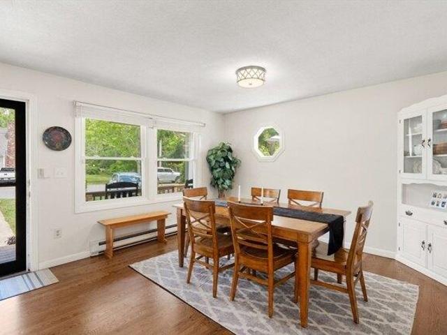 house with 3 bedroom, Barnstable MA ES104115631
