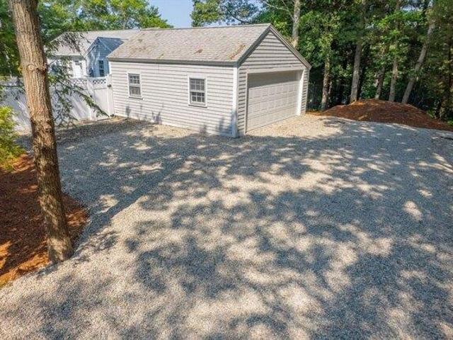 house with 3 bedroom, Barnstable MA ES104150682