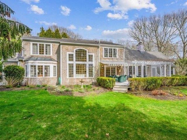 house with 3 bedroom, Barnstable MA ES104151641