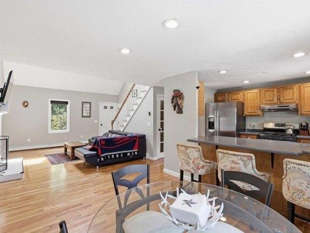 house with 3 bedroom, Barnstable MA ES104298090