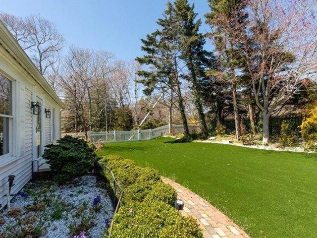 house with 3 bedroom, Barnstable MA ES104375983