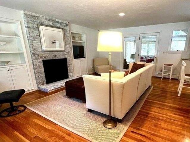 house with 3 bedroom, Barnstable MA ES104509976