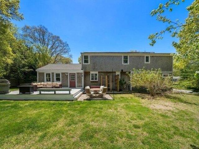 house with 3 bedroom, Barnstable MA ES104830893