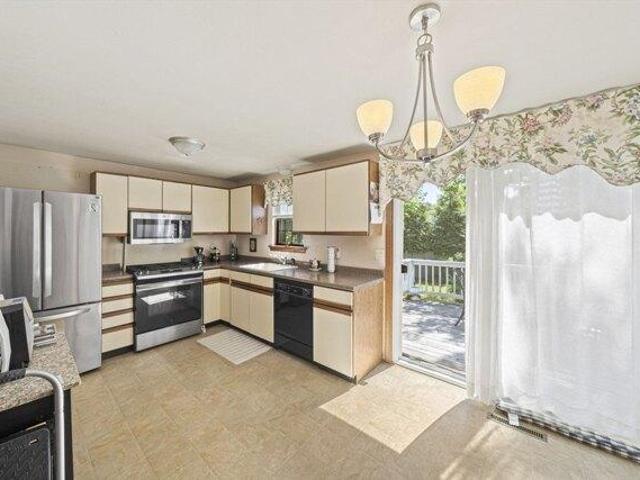 house with 3 bedroom, Barnstable MA ES104903214