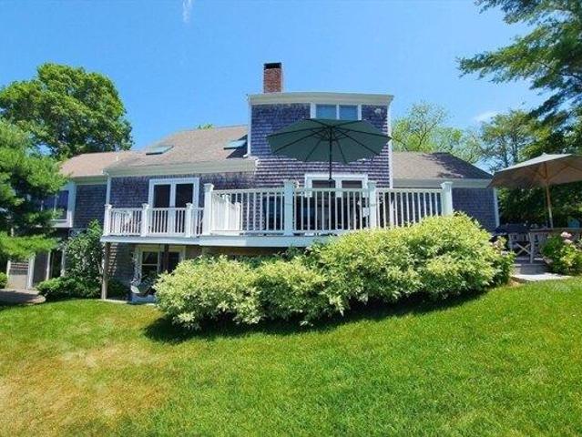 house with 3 bedroom, Barnstable MA ES105095589