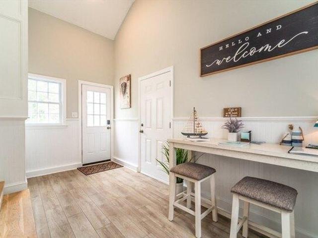 house with 3 bedroom, Barnstable MA ES105126959