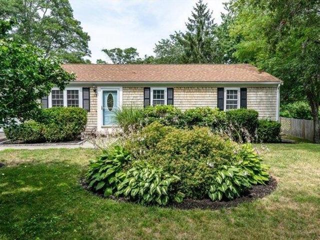house with 3 bedroom, Barnstable MA ES105172355