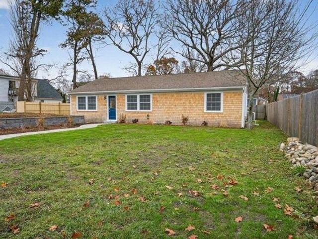 house with 3 bedroom, Barnstable MA ES102825084