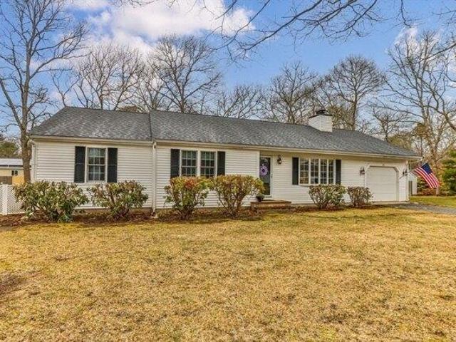 house with 3 bedroom, Barnstable MA ES102826530
